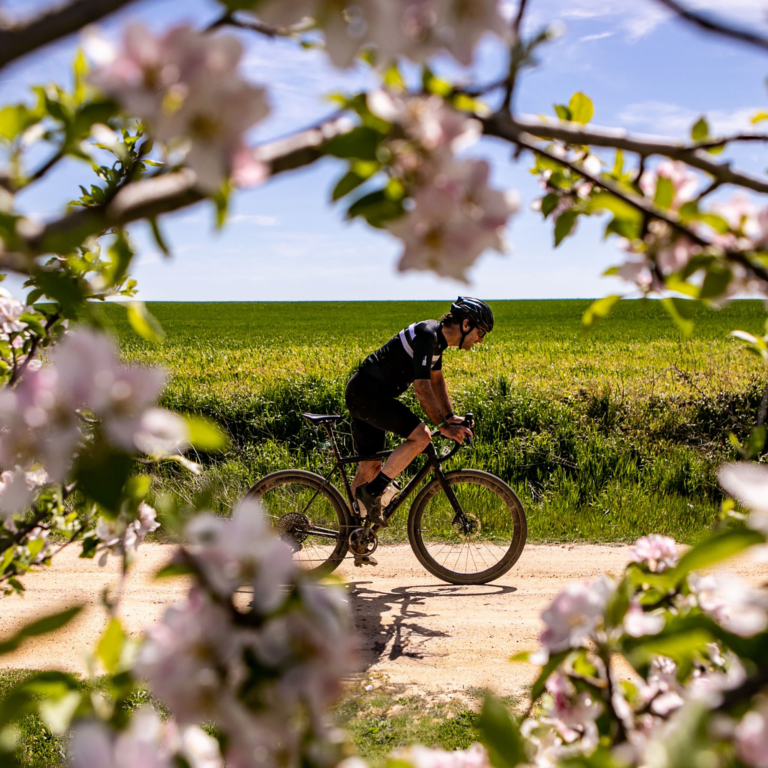 PIOTR HAVIK AND AXELLE DUBAU-PRÉVOT, LORDS OF TIERRA DE CAMPOS - Gravel ...