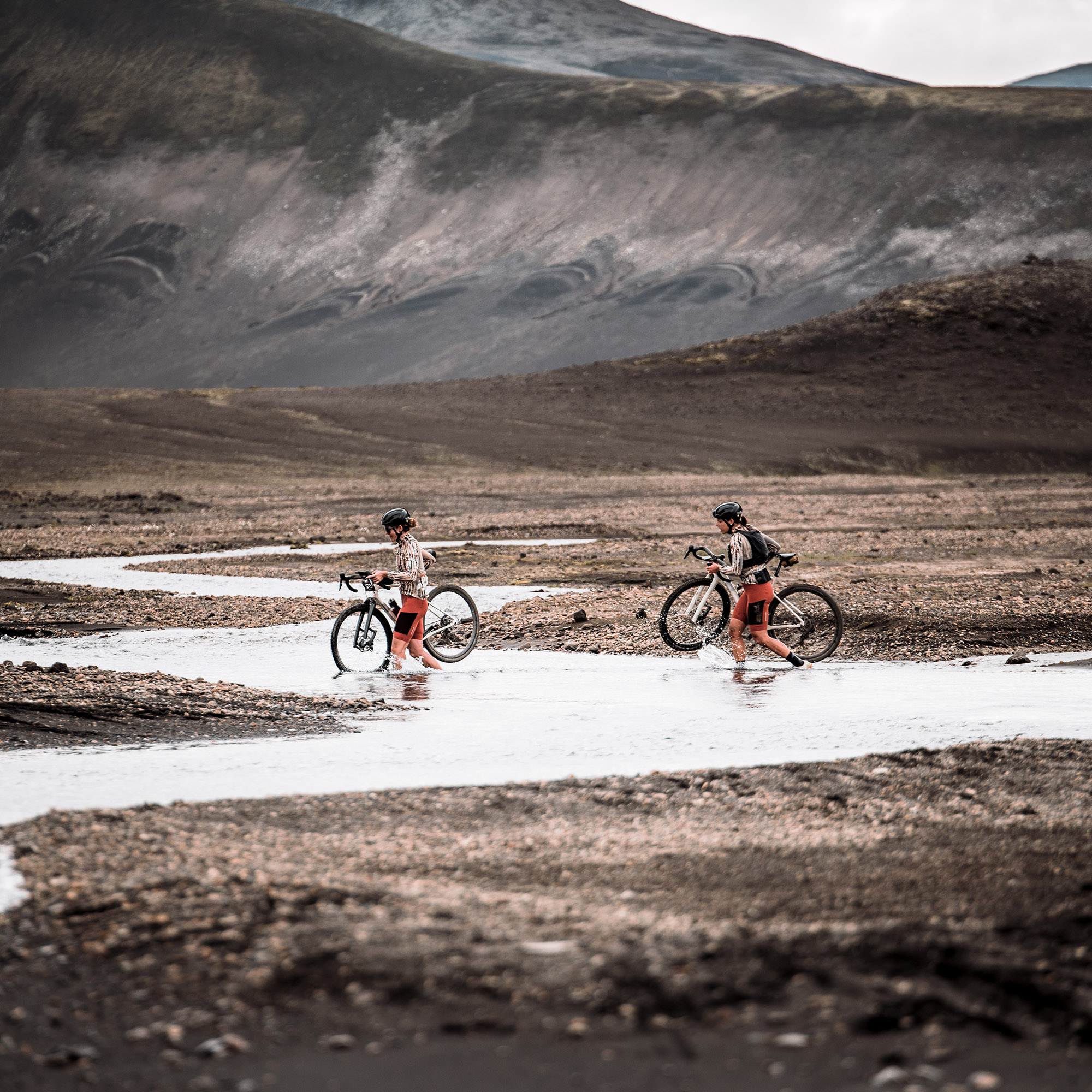 GRAVEL EARTH SERIES READY TO CONQUER ICELAND'S HIGLANDS AT THE RIFT ...